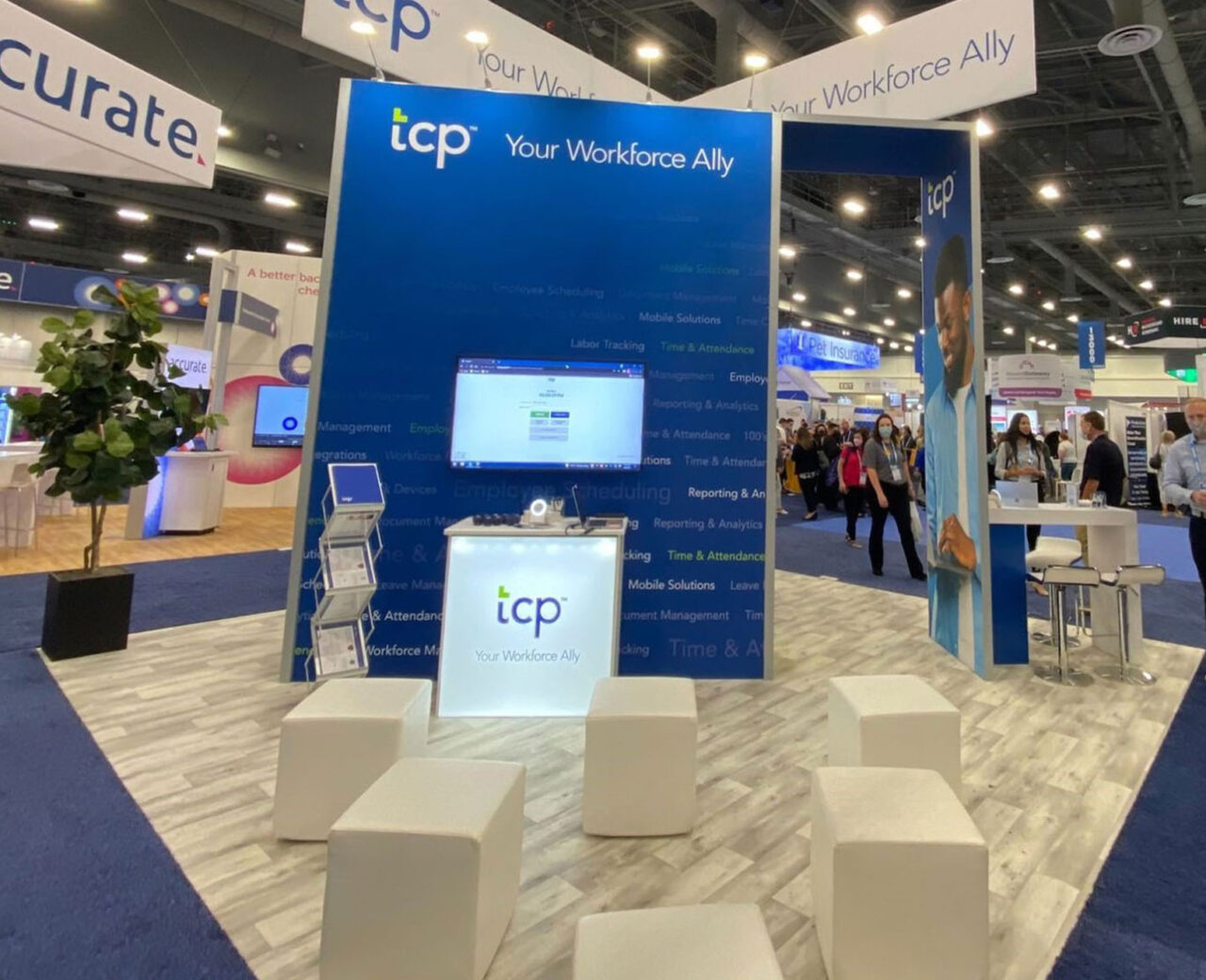 Emerald Carpets | Trade Show Carpet Specialists